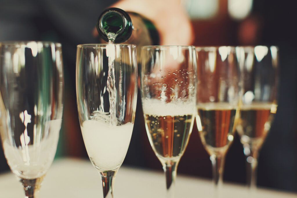 The Traditional Method of Making Champagne - An Easy To Understand ...